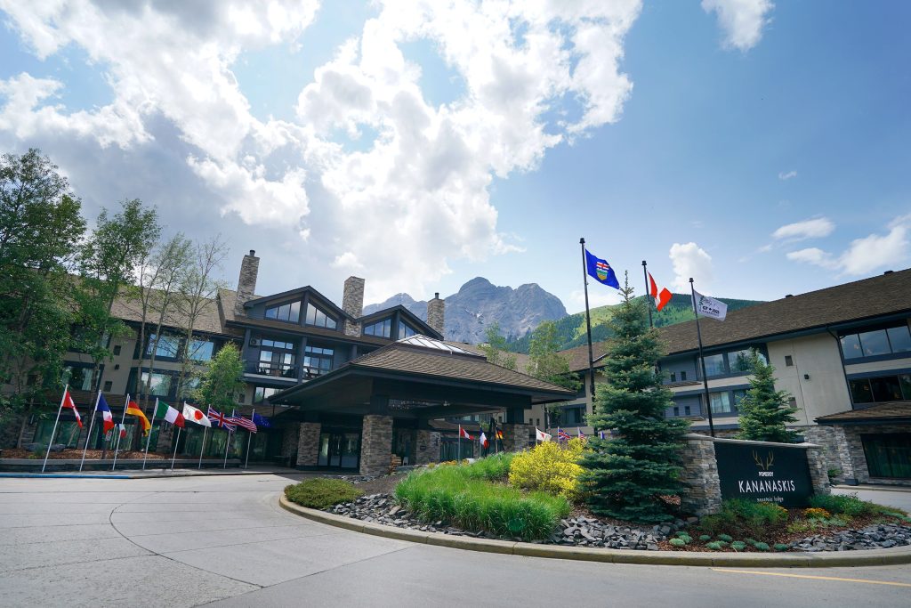 G7 Pomeroy Exterior Flags Malcolm Carmichael - https ...